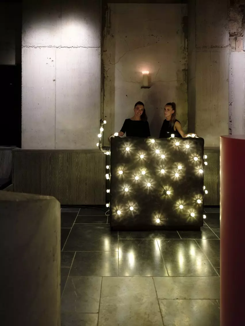 Le Pristine Restaurant zu Antwerpen entworf vum Space Copenhagen