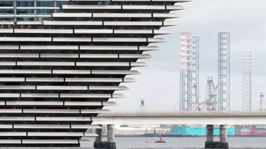 Kengo Kuma မှ V&A Dundee