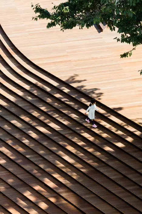 La Kagu autorstwa Kengo Kuma