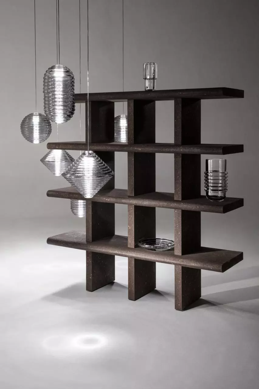 Том Диксън проектира колекция мебели от корк 