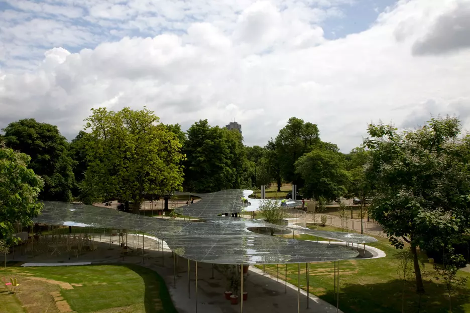 Serpentine Gallery Pavilion 2009 de Kazuyo Sejima i Ryue Nishizawa de SANAA