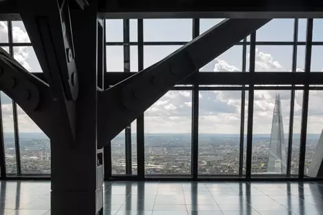 La Leadenhall Konstruaĵo de Rogers Stirk Harbour + Partners