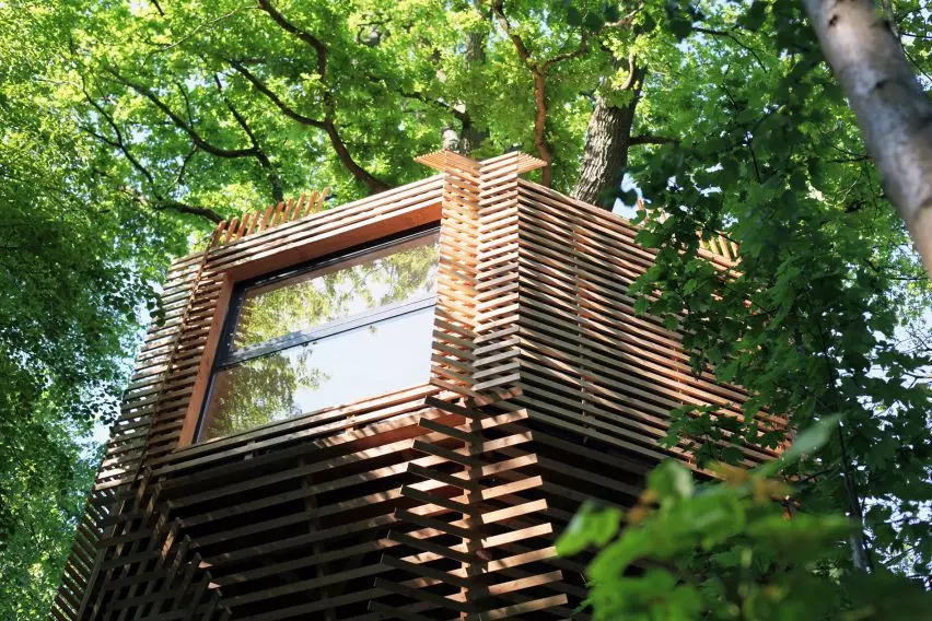 Origin tree house troch Atelier Lavit