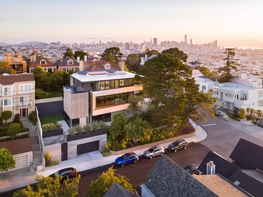 Residencia de cedro y vidrio Dolores Heights San Francisco por John Maniscalco Architects