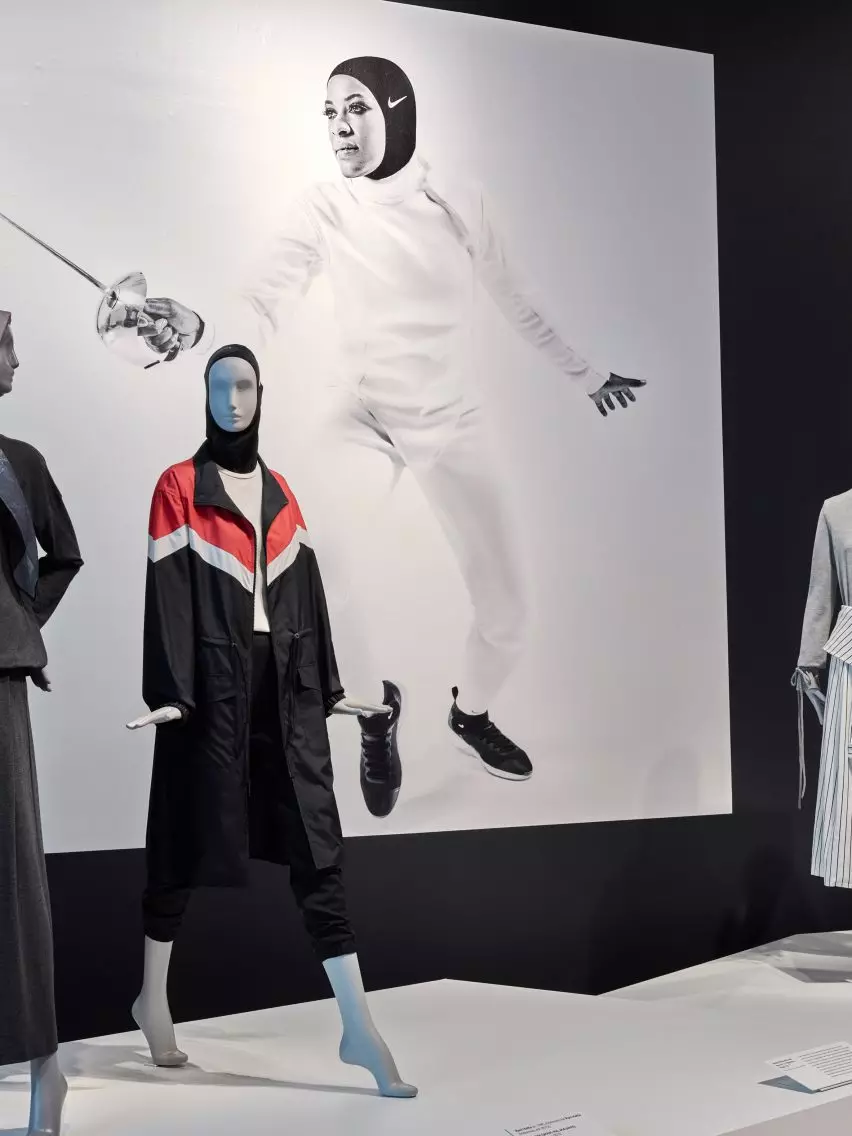 Moda musulman garaikidea de Young Museoan