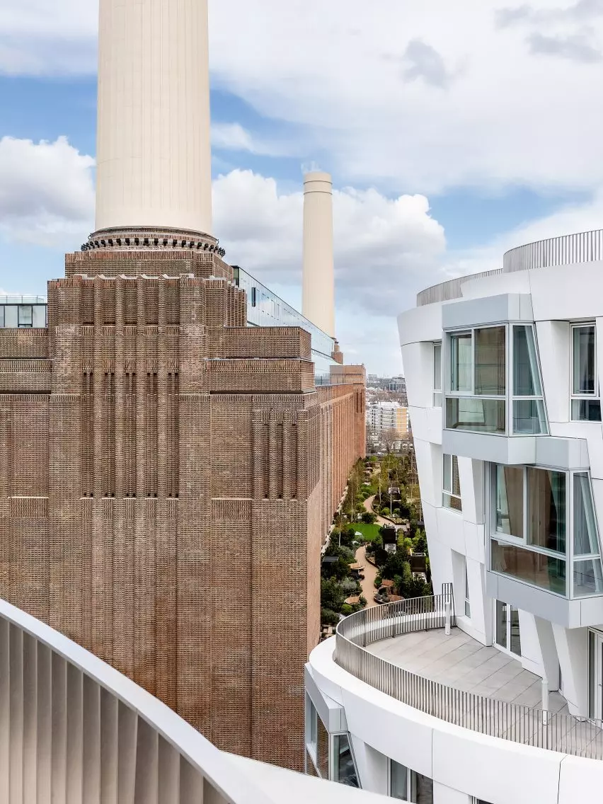 نمای ایستگاه برق Battersea از Prospect Place