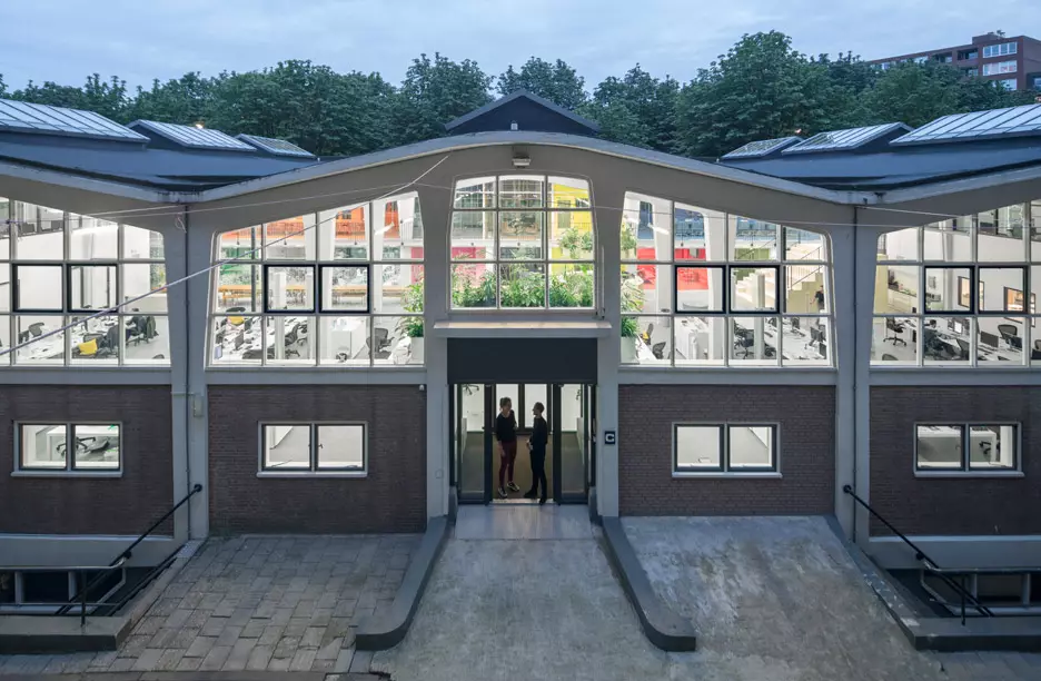 mvrdv-Büro-Architektur-Interieur-Selbst-entworf-Atelier-Rotterdam-Haus-Raim-Faarf-_dezeen_936_9