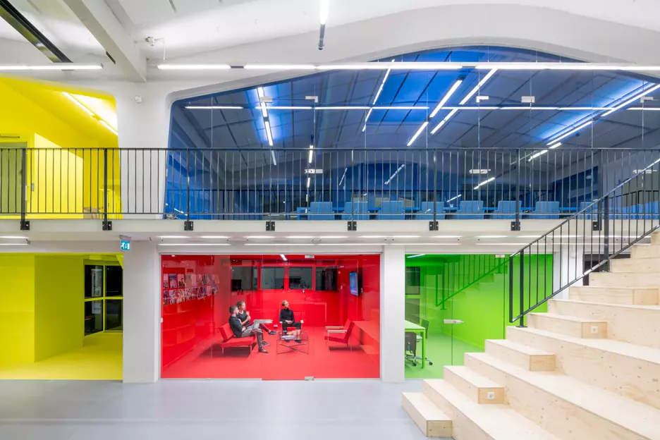 mvrdv-office-architecture-interior-self-designed-studio-rotterdam-homespaces-colour-_dezeen_936_11