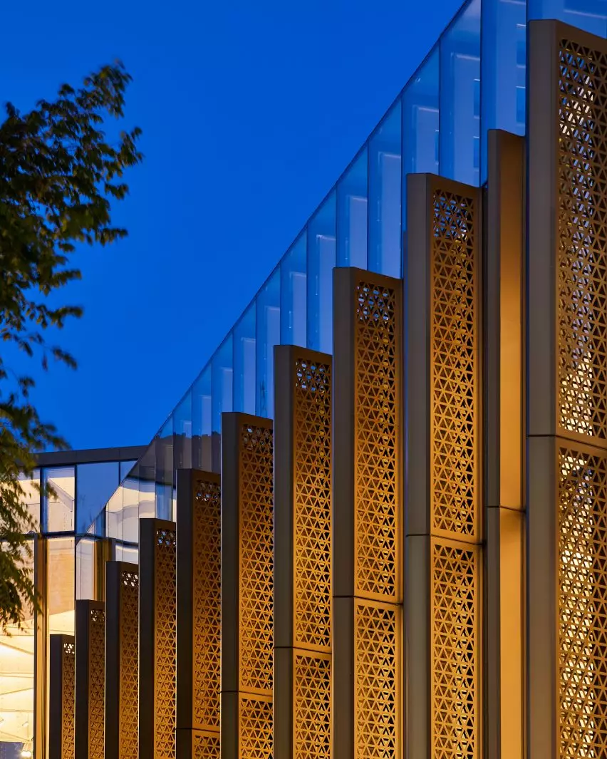 Diamond Schmitt Architects tərəfindən Ottava Milli İncəsənət Mərkəzi