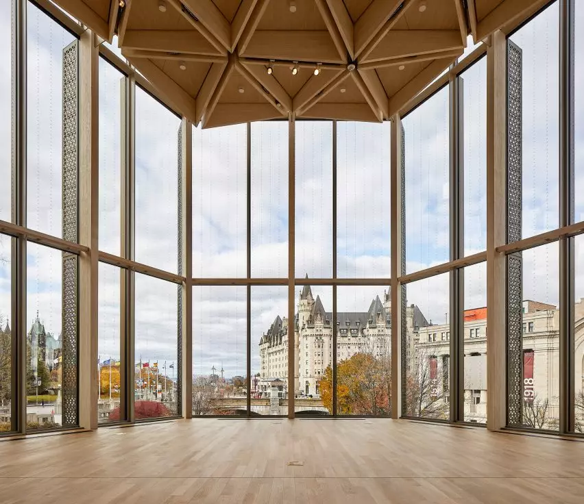 Ottawa National Arts Center ndi Diamond Schmitt Architects
