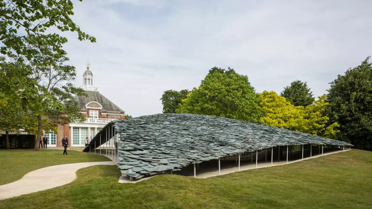 I-Serpentine Pavilion yakhelwe ukuba "ingxenye yezwe"