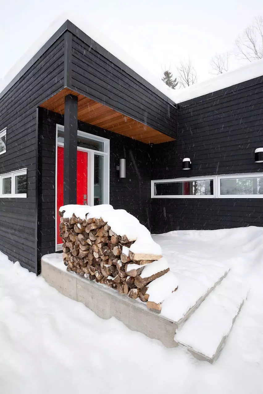 Kl.tz Design 和 DKA Architecte 设计的滑雪小屋