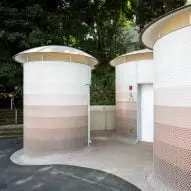 Toilet Yoyogi-Hachiman Tokyo minn Toyo Ito