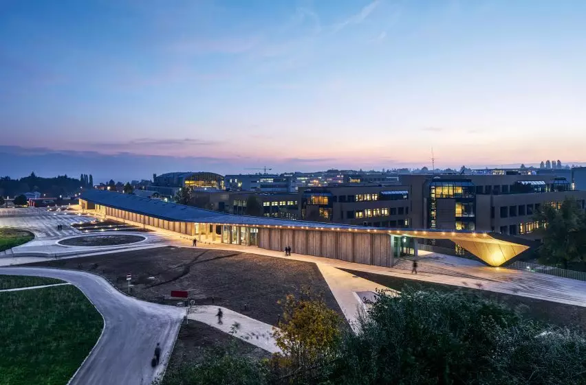 Under One Roof Artlab, Switzerland από τον Kengo Kuma