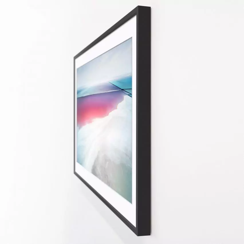 Yves Béhar izstrādā Samsung televizoru tā, lai tas izskatītos kā ierāmēts mākslas darbs 20219_1