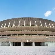 Drewniana elewacja Stadionu Narodowego w Japonii