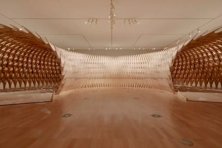 Kengo Kuma နှင့် Geoff Nees တို့၏ ရုက္ခဗေဒ Pavilion ၏ နောက်ကျော