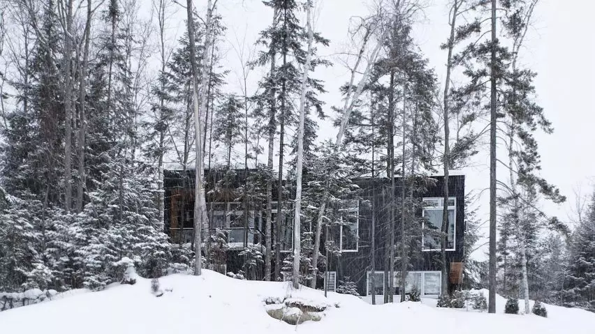 Chata narciarska autorstwa dKA Architects