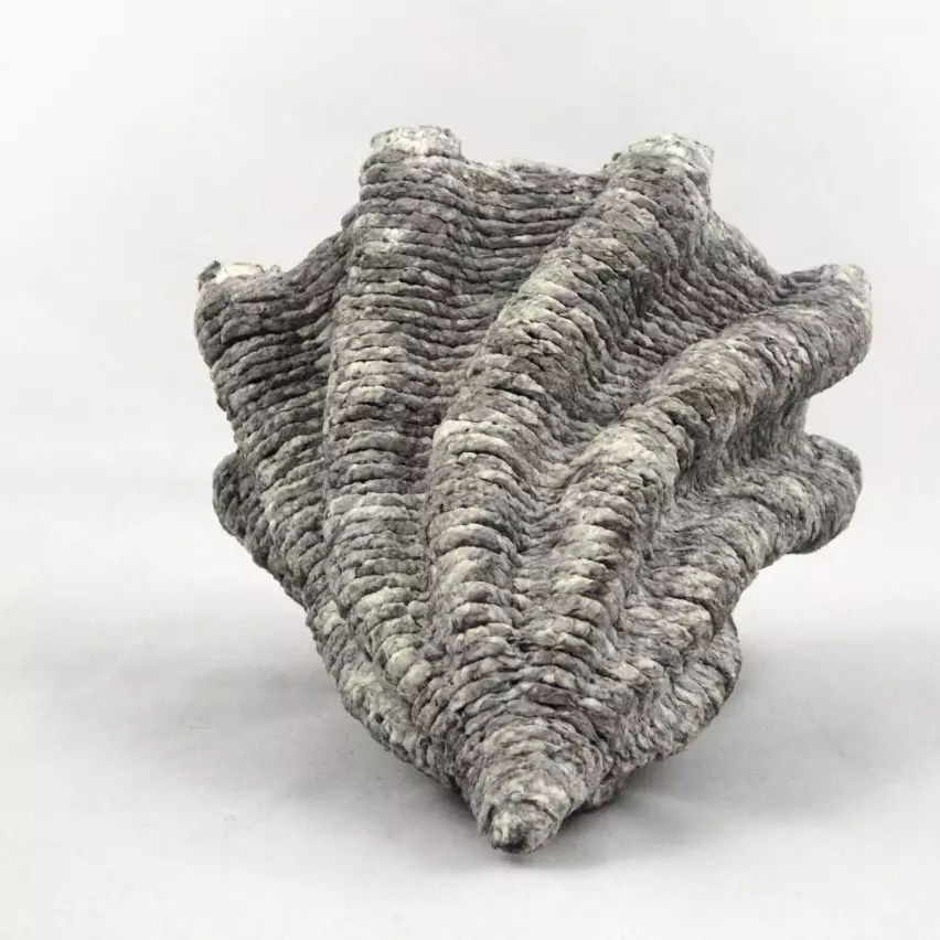 Graduado da Design Academy Eindhoven projeta impressora 3D que usa papel reciclado