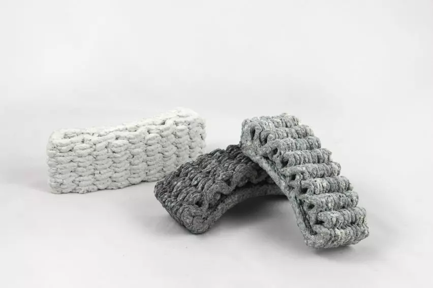 Design Academy Eindhoven သည် ပြန်လည်အသုံးပြုထားသော စက္ကူကို အသုံးပြုသည့် 3D ပရင်တာအား ဒီဇိုင်းဆွဲသည်။