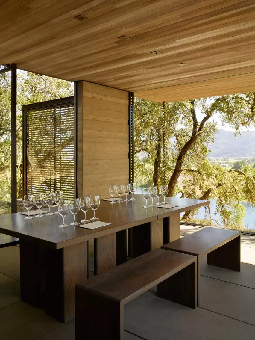Walker Warner Architects crea pavillóns de cata de viños en Napa
