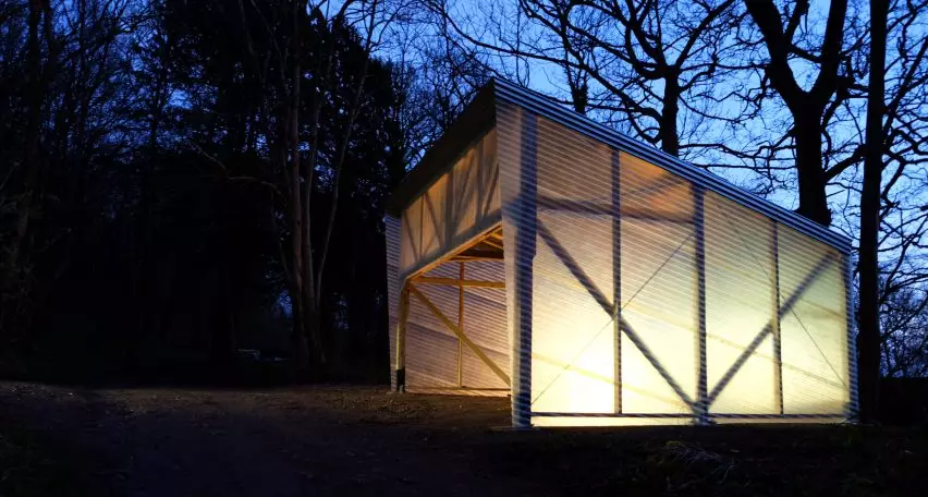 Ghost Barn de Invisible Studio