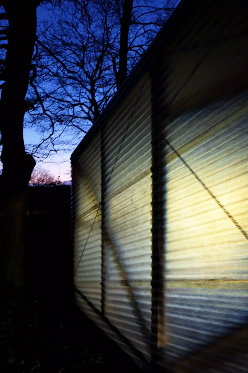 Ghost Barn proizvajalca Invisible Studio