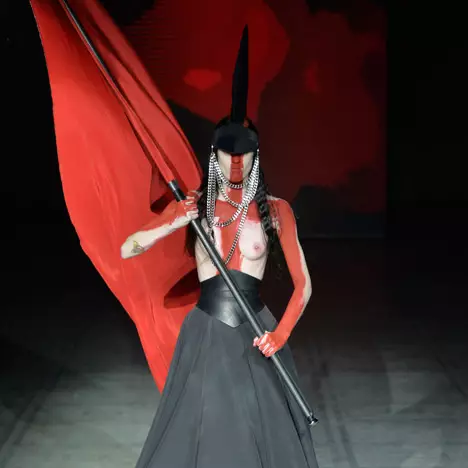 Gareth Pugh Igba otutu Igba otutu 2015 ni Ọsẹ Njagun London