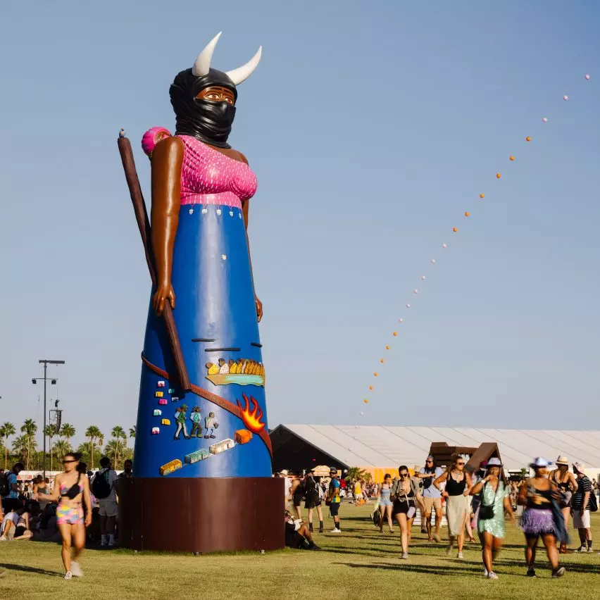 La Guardiana eftir LosDos á Coachella 2022