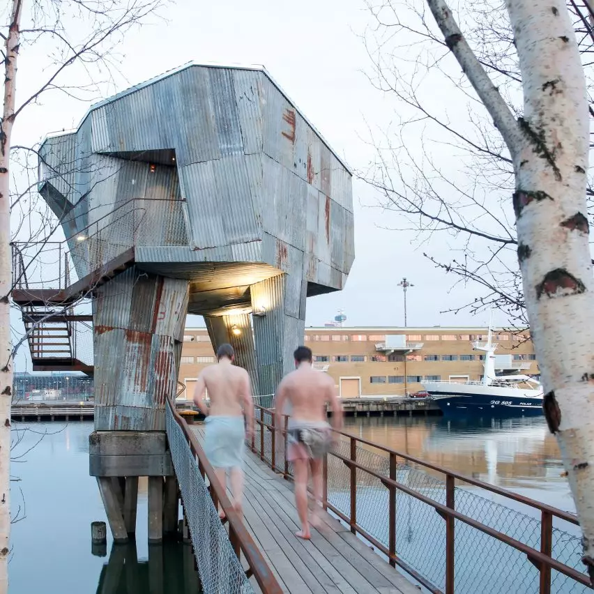 Le sauna Raumlabor Goteborg fait partie de l'exposition Soak Steam Dream de Jane Withers au London Design Festival 2016