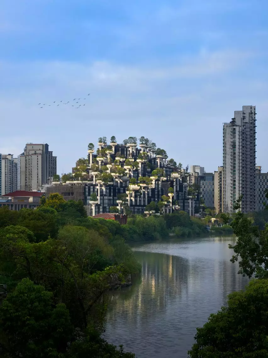 Nýjar myndir af 1.000 trjám eftir Heatherwick Studio næstum því lokið í Kína