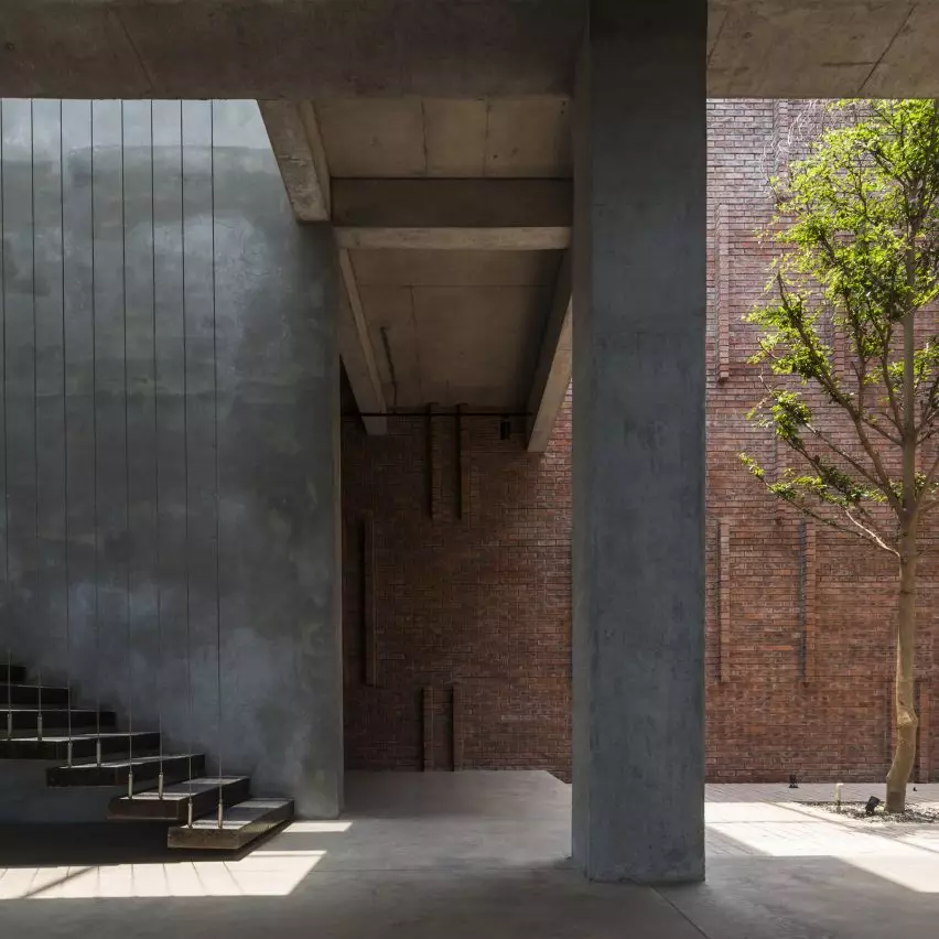 Fabrik- und Verwaltungsgebäude von Star Engineers, Hanoi, Vietnam, von Studio_VDGA