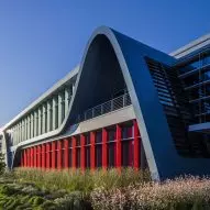 Form4 Architects 位於加利福尼亞州帕洛阿爾託的創新曲線科技園