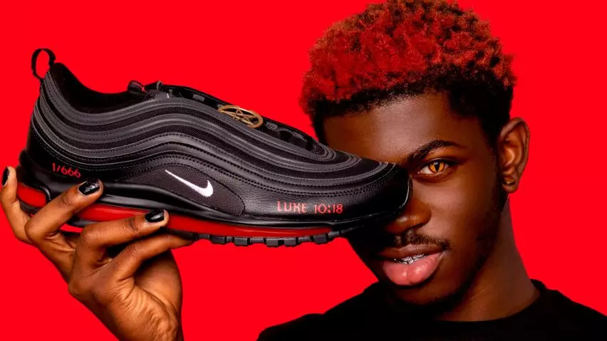 Satan Shoes proizvajalcev Lil Nas X in MSCHF