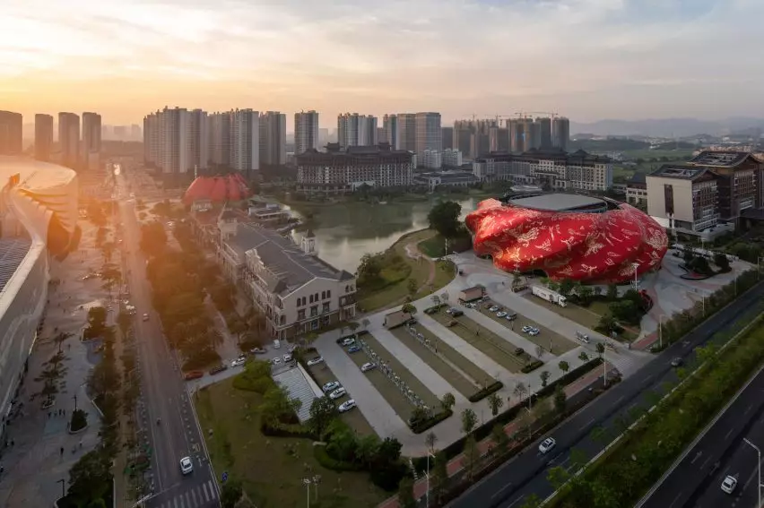 Rozvoj so zmiešaným využitím neďaleko Guangzhou