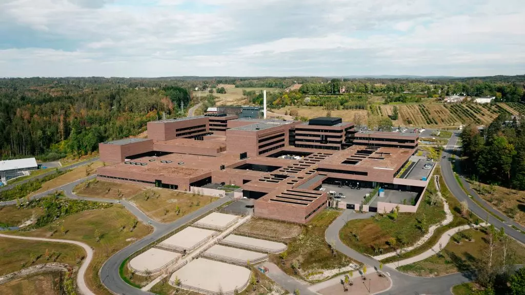 Henning Larsen sy Fabel Arkitekter dia feno veterinera any Norvezy