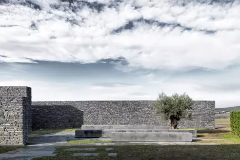 Mosquée Sancaklar par Emre Arolat Architects