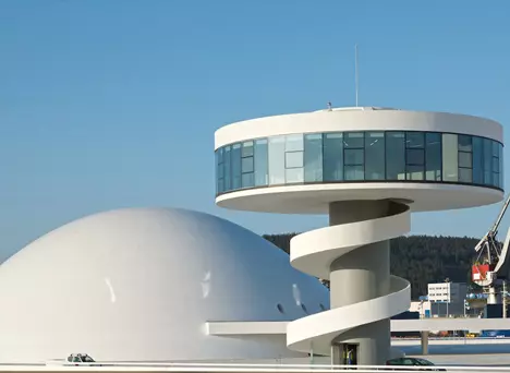 Centro Niemeyer de Oscar Niemeyer