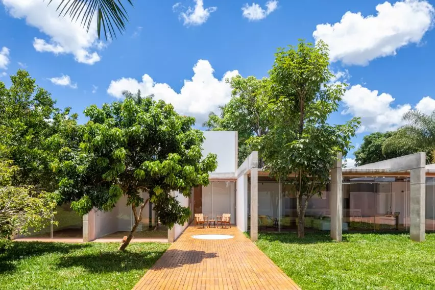 Maison Portique par Bloco Arquitetos