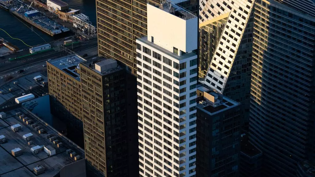 O rañaceos revestido de pedra caliza de Álvaro Siza en Manhattan