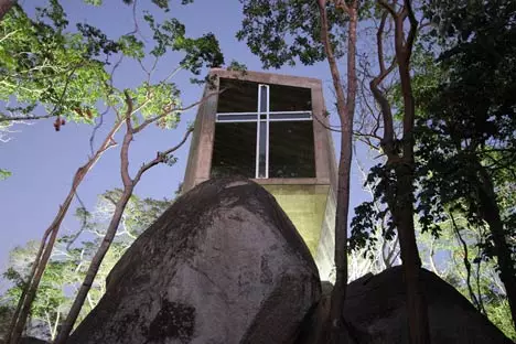 Capilla del Atardecer por Bunker Arquitectura