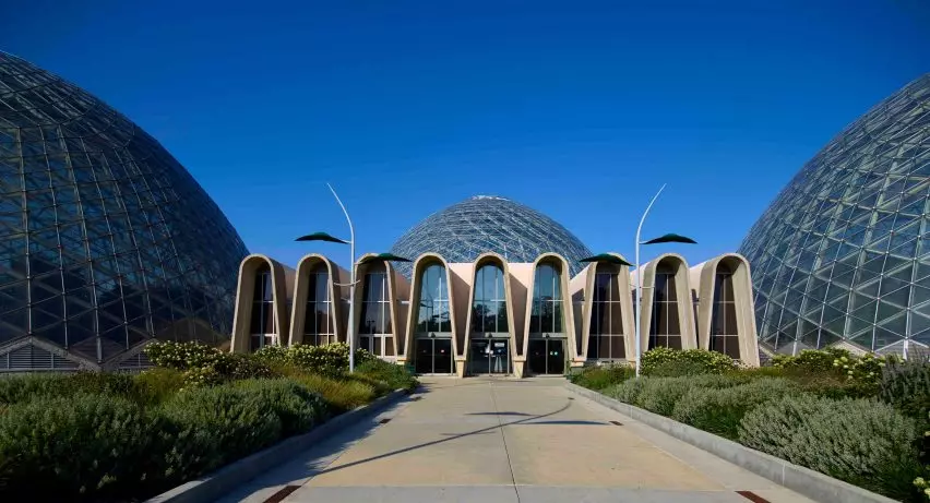 Mitchell Park Domes Milwaukee, Wisconsin