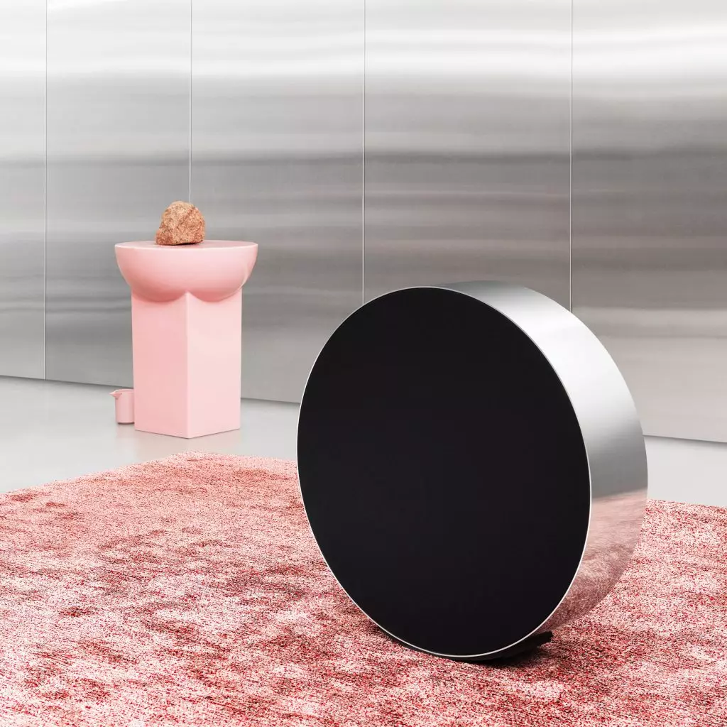 Michael Anastassiades's Bang & Olufsen ku hadla waxa lagu hagaajiyaa duubid