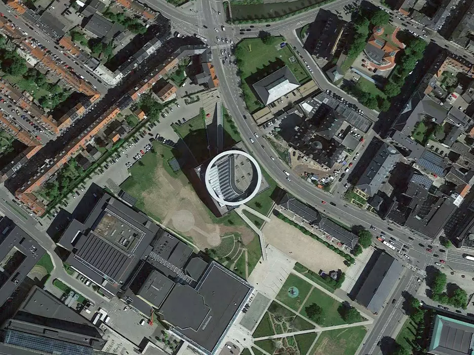 Sambungan muzium Aarhus oleh James Turrell dan Schmidt Hammer Lassen