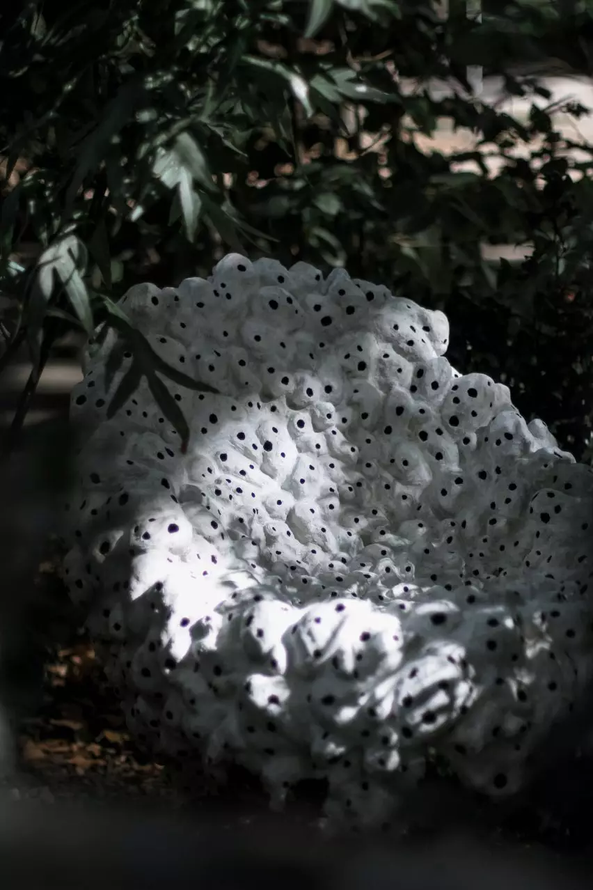 Marlène Huissoud loob skulptuurseid toole linnas elavate putukate jaoks 2521_2