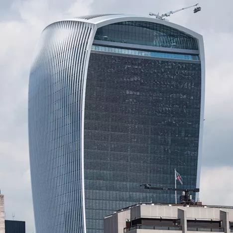 Walkie Talkie by Rafael Viñoly