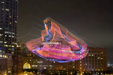 Com si ja fos aquí instal·lació de Boston de Janet Echelman