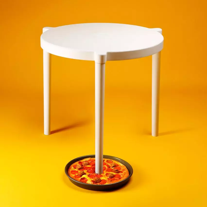 IKEA x Pizza Hut வழங்கும் சாவா டேபிள்