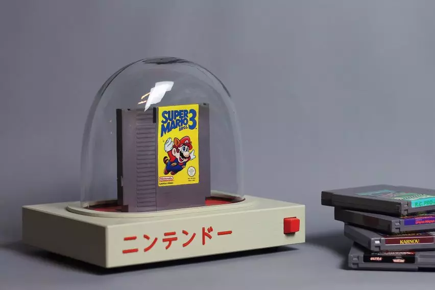 Love Hultén makket hillichdom oan Nintendo Entertainment System
