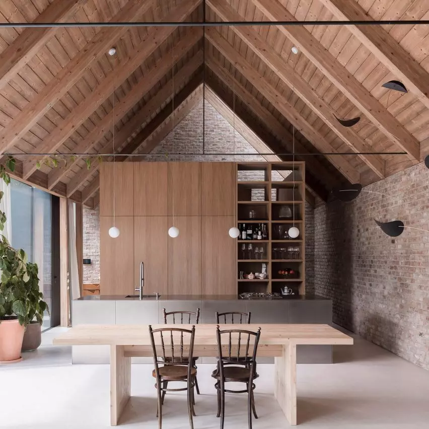 Os melhores interiores de Dezeen em 2020: House V por Martin Skocek